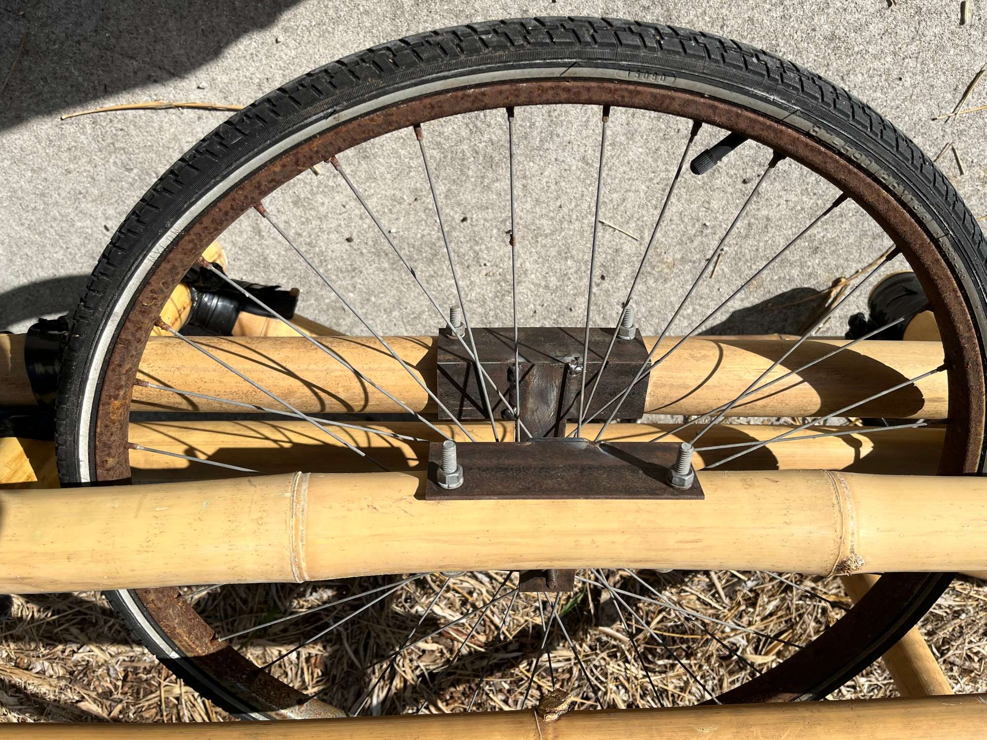 Bamboo Load-Centered Wheelbarrow | ECHOcommunity.org